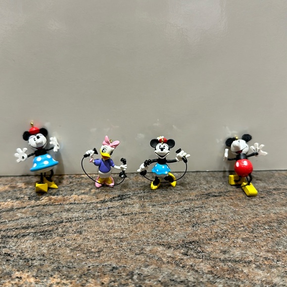 Hallmark | Holiday | Disney X Hallmark Cards Mini Disney Ornaments 4pcs ...